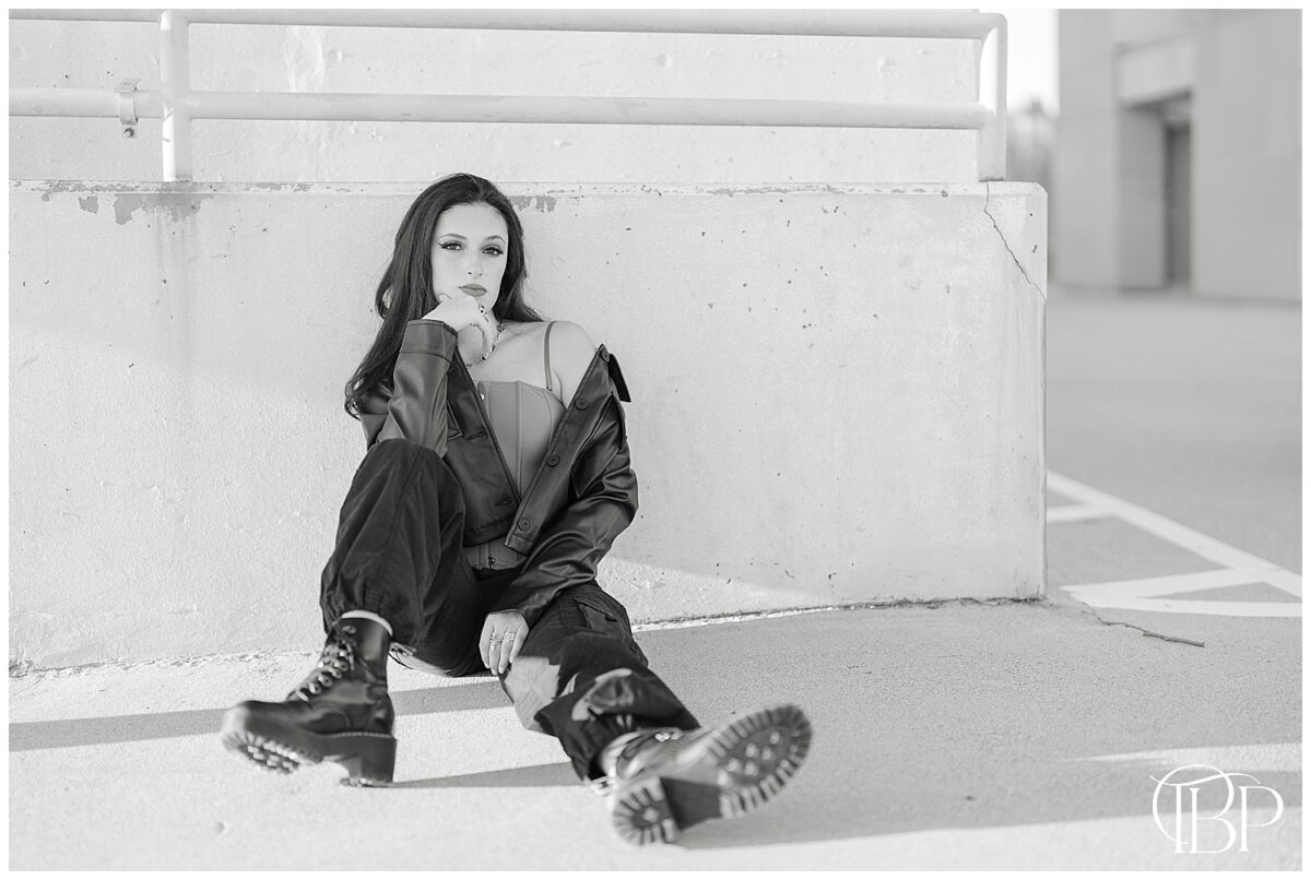 Edgy Senior Pictures In Downtown Reston, VA - TuBelle Photography