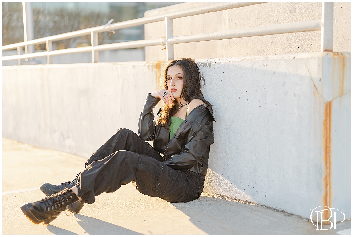 Edgy Senior Pictures In Downtown Reston, VA - TuBelle Photography